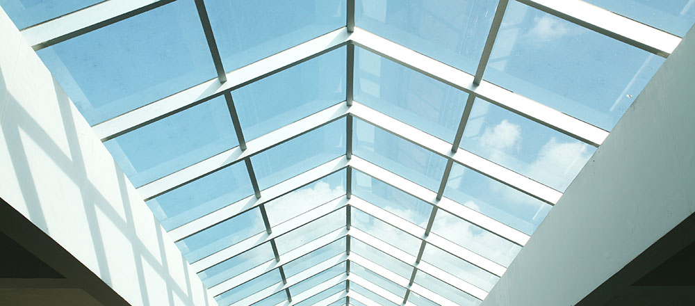 Breaking the glass ceiling: How women in tech succeed in a male ...